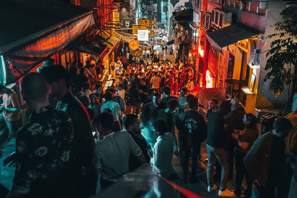The Dos And Don'ts Of Batam's Nightlife Scene | OFFICIAL